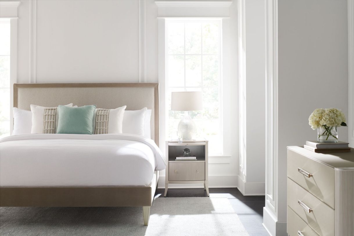 Caracole Furniture Classic Lovie Dovie 2pc King Upholstered Bedroom Set