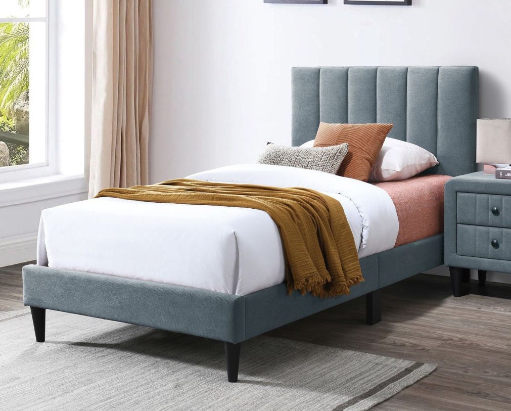 Boss Furniture 2pc Youth Platform Bedroom Set in Gray Brushed Linen Fabric