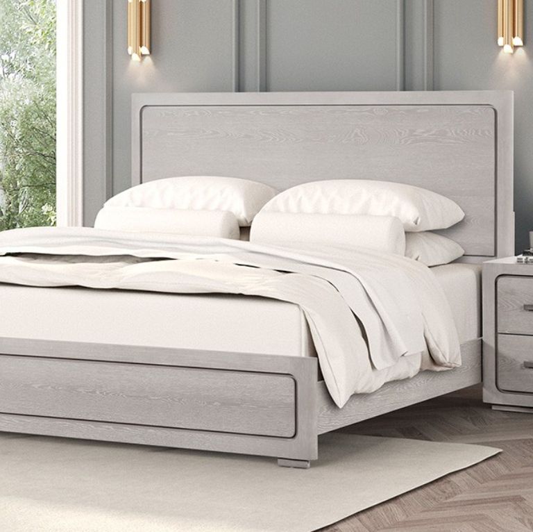 Furniture of America Crowthorne 4-Piece Panel Bedroom Set in White Oak